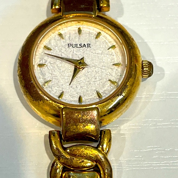 Pulsar | Jewelry | Vintage Pulsar Watch Women Gold Tone White Round ...